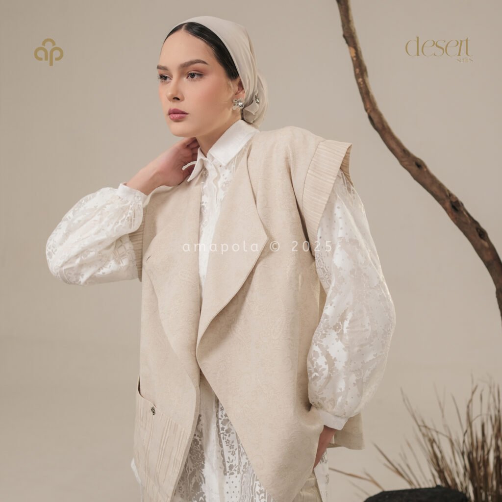 Desert Vest - Amapola Label